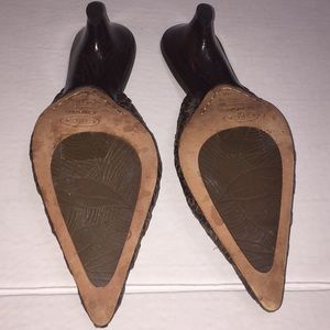 Joan & David | Shoes | Joan David Cj Cyprus Mule W Kitten Heel | Poshmark